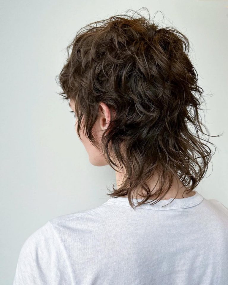 17 Enchanting Elf Crop Haircut Ideas You'll Want To Try ASAP