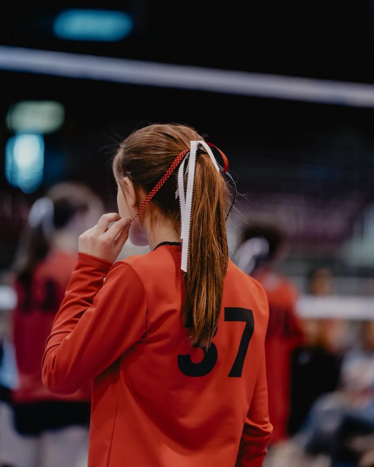 17 Stylish Volleyball Hairstyles That Will Keep Your Hair Secure