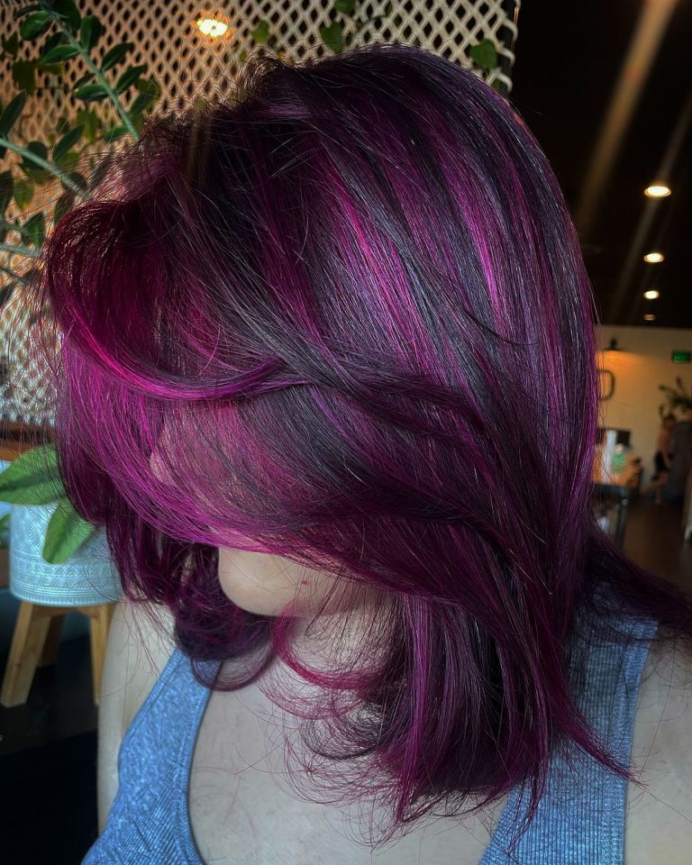 18 Must-Try Raspberry Hair Color Ideas For Fall 2025