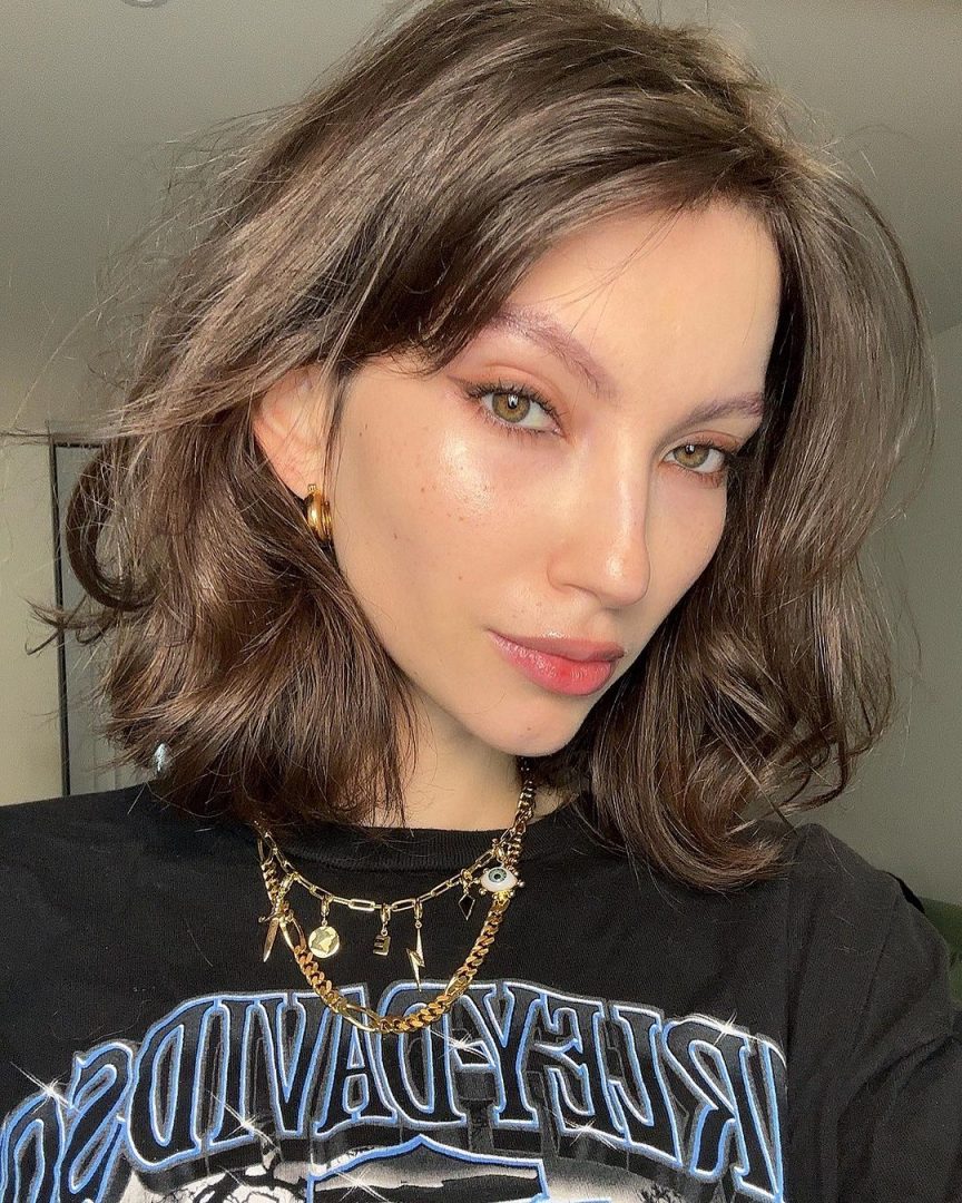 22 Kitty Cut Hairstyles That Prove It's The Hottest Layered Look Of 2025