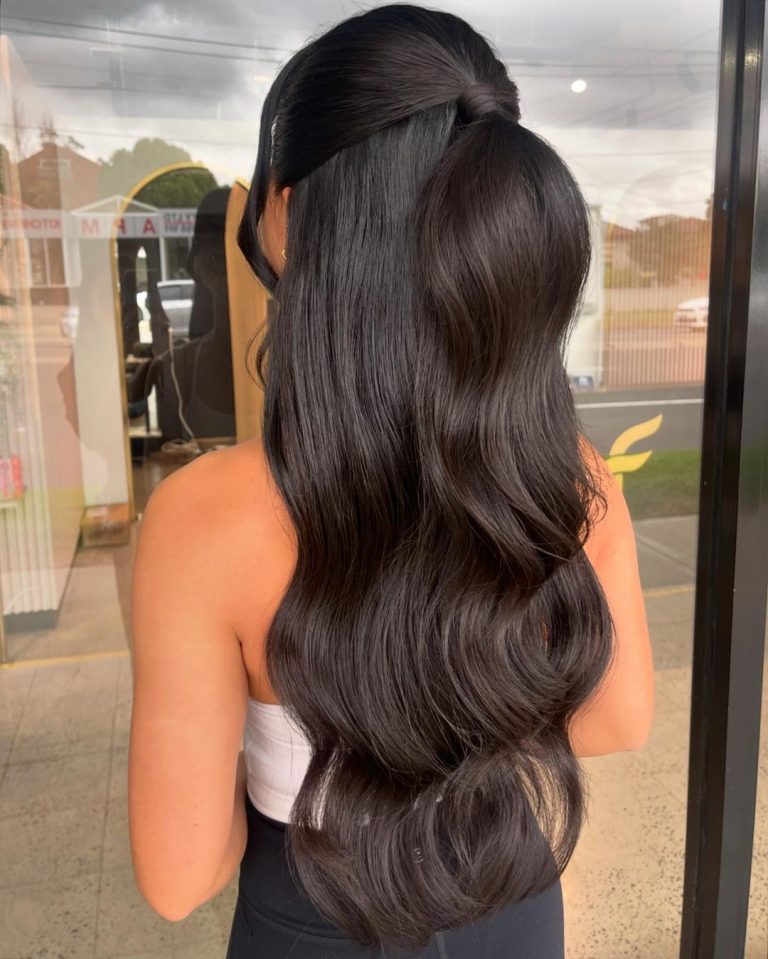 23 Fabulous HoCo Hairstyles To Glam Up Your Fresh Start