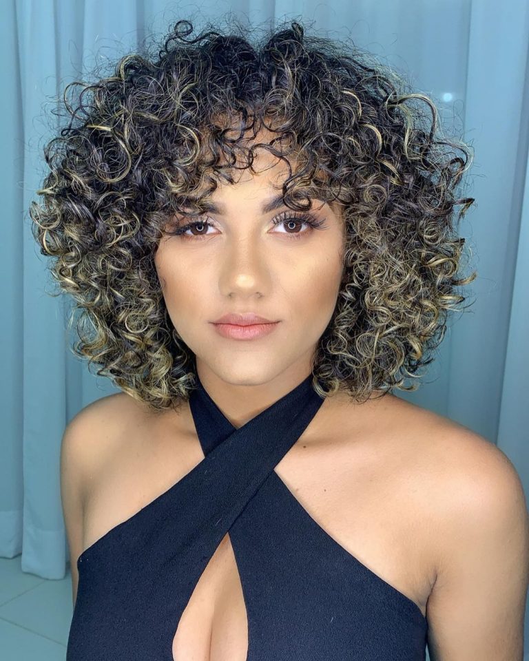 Honey Brown Curls Are A Mix Of Sweet And Chic You Have To Try