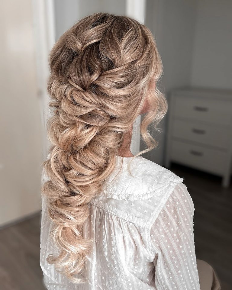 23 Fabulous HoCo Hairstyles To Glam Up Your Fresh Start