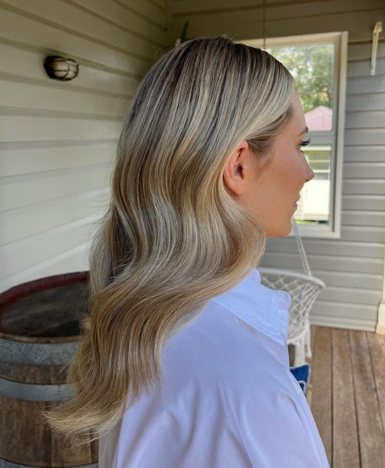 23 Fabulous HoCo Hairstyles To Glam Up Your Fresh Start