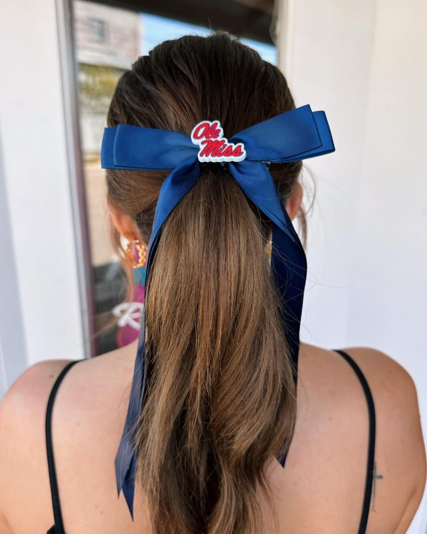 21 Epic Game Day Hair Ideas That Will Make You Stand Out From The Crowd