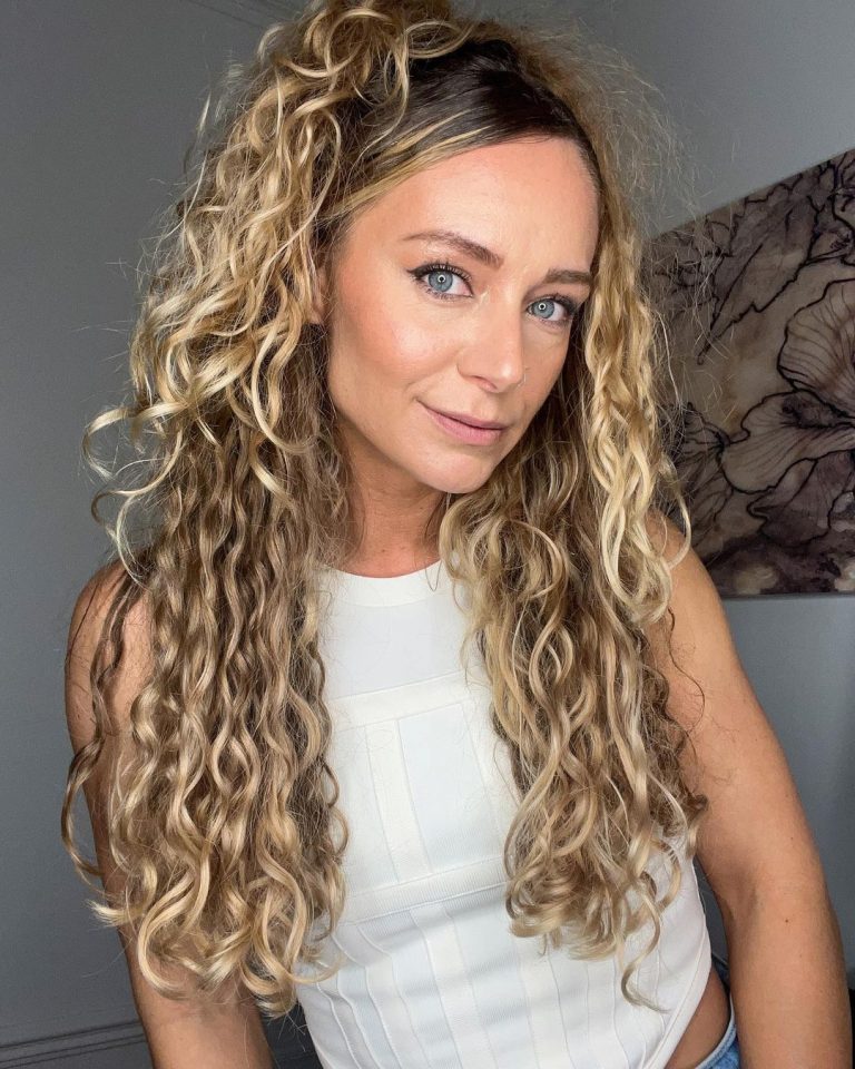 21 Epic Game Day Hair Ideas That Will Make You Stand Out From The Crowd