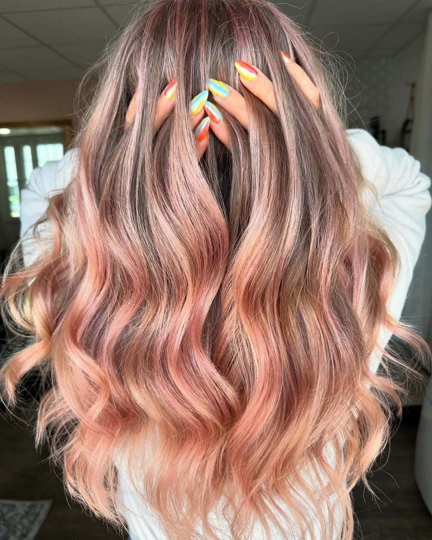 19 Alluring Rose Gold Hair Ideas To Try In 2024