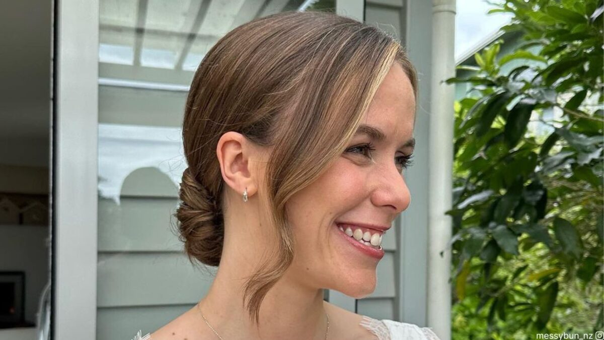 Top 10 Modern And Elegant Hairstyles For Black Tie Events