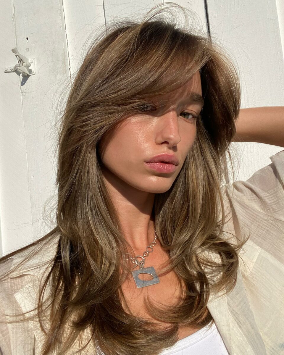 18 Shoulder Length Haircuts For Fine Hair That Add Volume And Texture