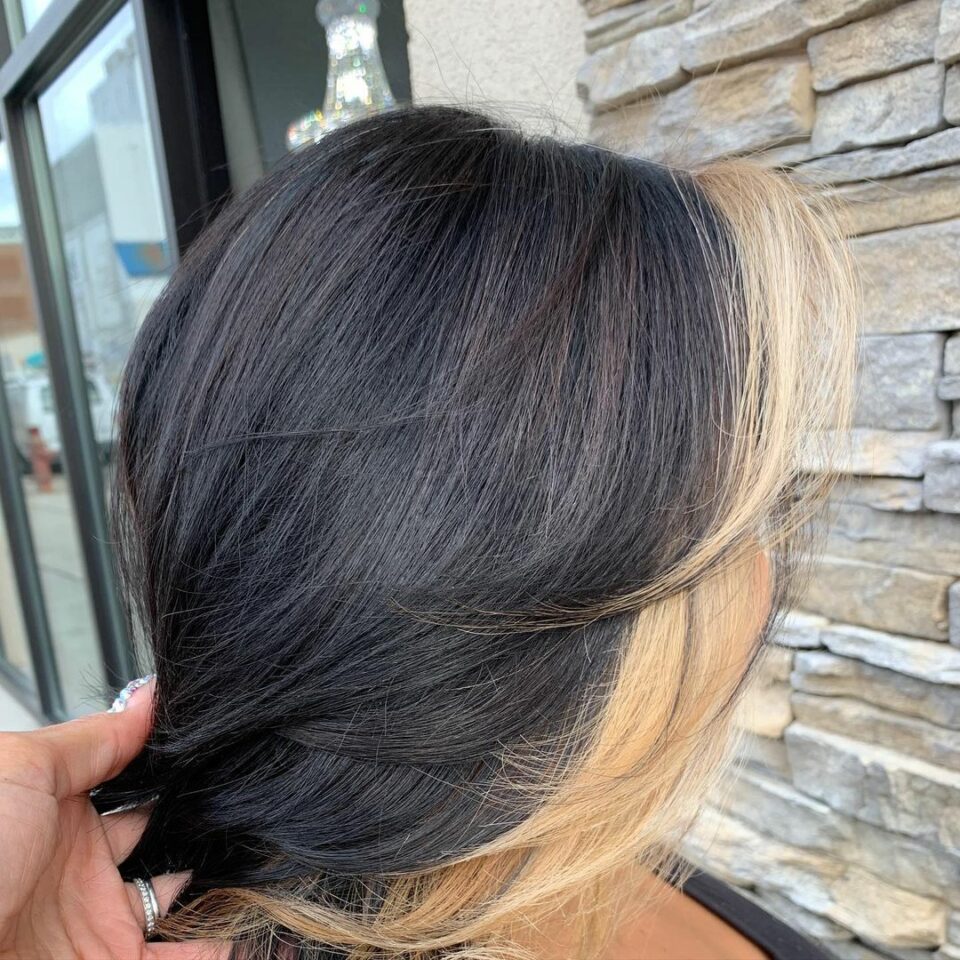 10 ideias de cabelos pretos e louros para um look fixe e de alto contraste