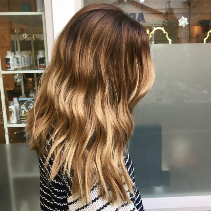 10 ideas de tintes de pelo castaño claro dorado para añadir luminosidad ...