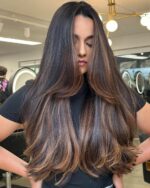 10 ideas para el pelo castaño chocolate para un otoño cálido y acogedor