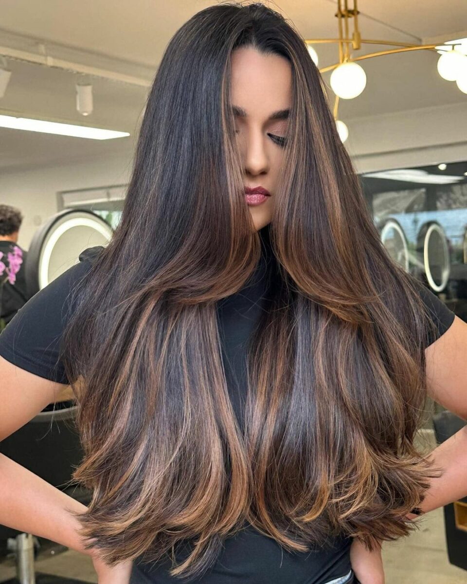 10 ideas para el pelo castaño chocolate para un otoño cálido y acogedor