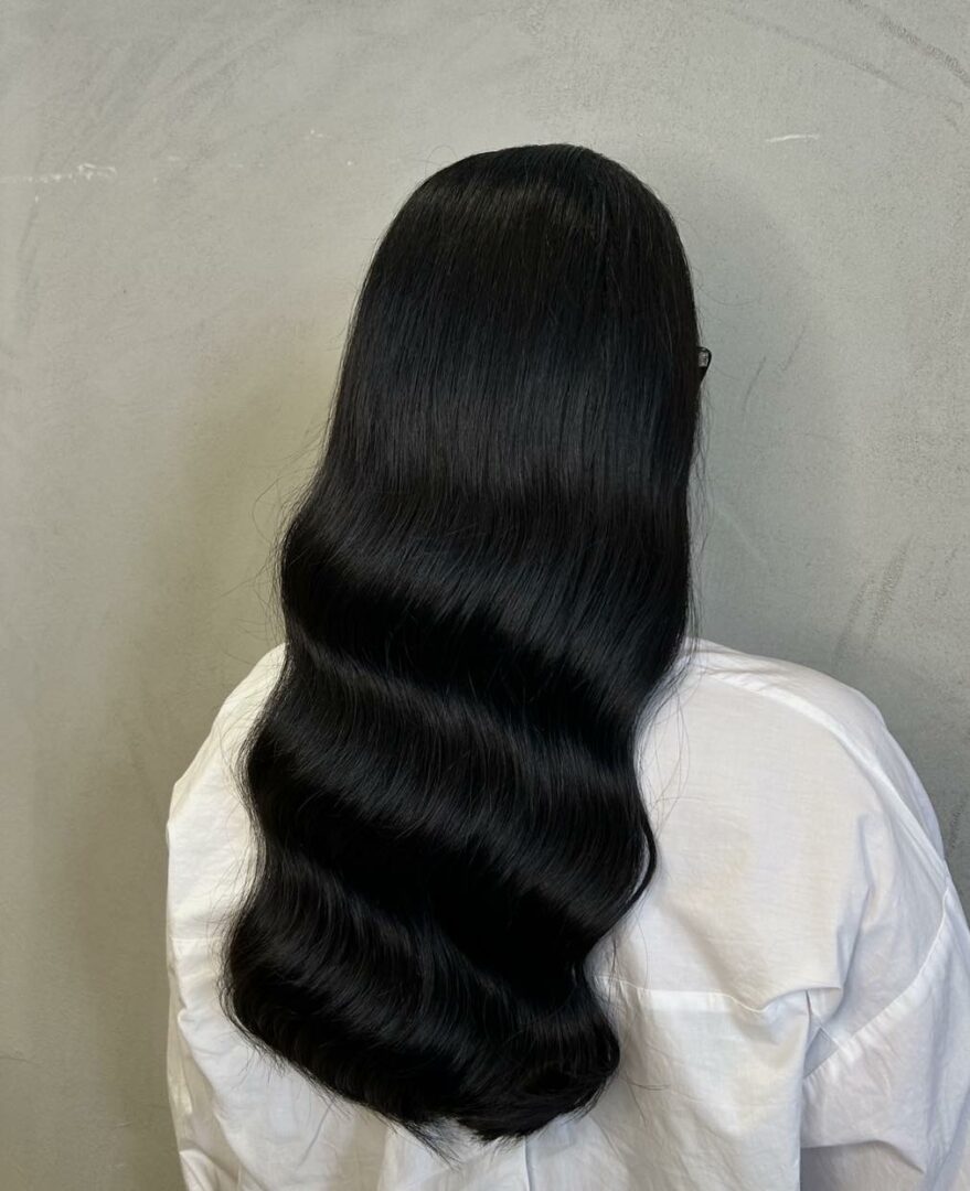 14 Winter Hairstyles That Will Keep You Cozy And On-Trend