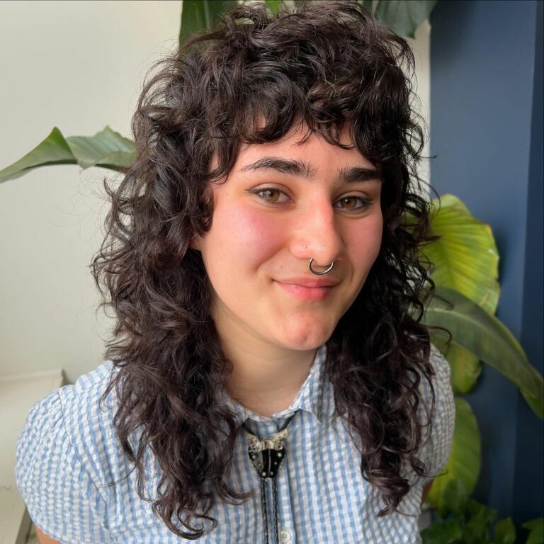 10 Curly Hair Mullet Ideas For An Iconic, Unconventional Look