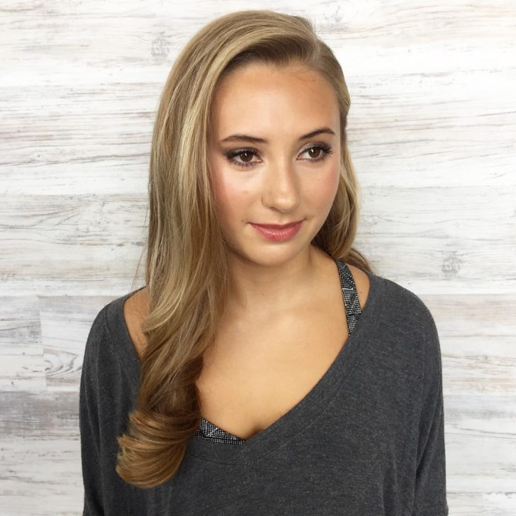 21 Stunning Hoco Down Hairstyles That Will Impress Everyone