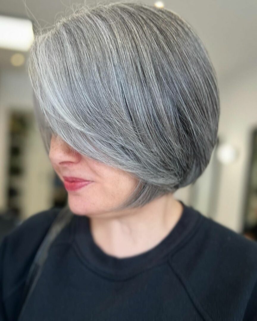 50 Elegant Grey Bob Hairstyle Ideas For Women Of All Ages