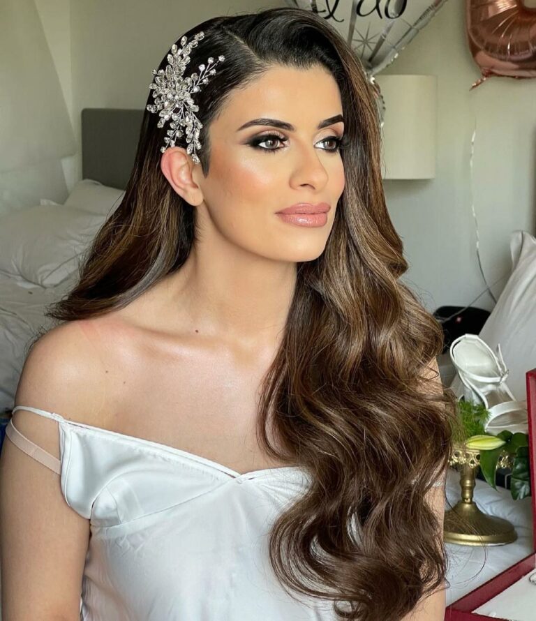 11 Side-Swept Hairstyles For Every Occasion And Polished Look