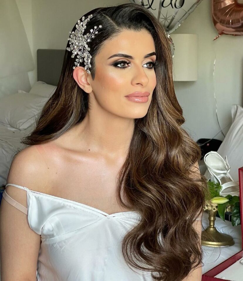 11 Side-Swept Hairstyles For Every Occasion And Polished Look