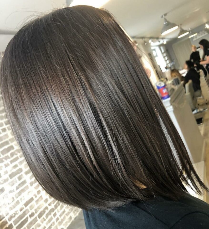 Elevate Your Look With Long Graduated Bob That's Effortlessly Stylish