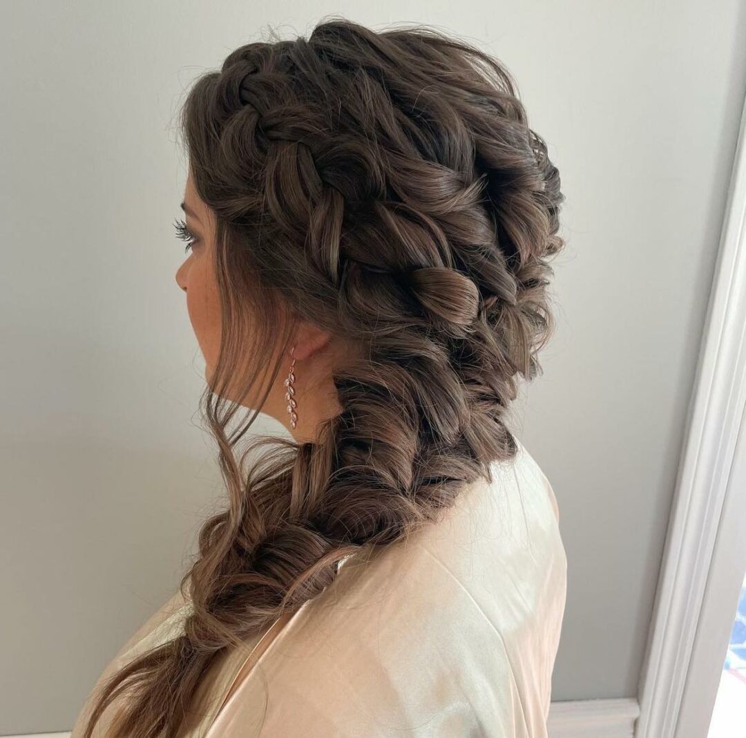 11 Side-Swept Hairstyles For Every Occasion And Polished Look