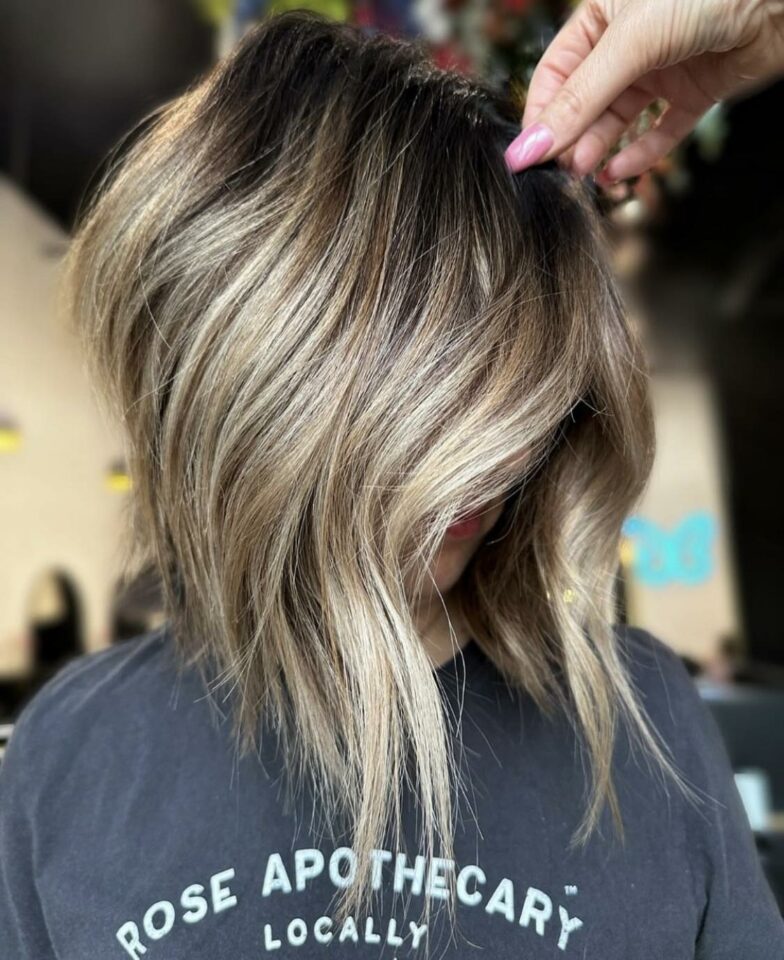 12 Hair Color Ideas For Choppy Inverted Bob That Will Shake Up Your Style