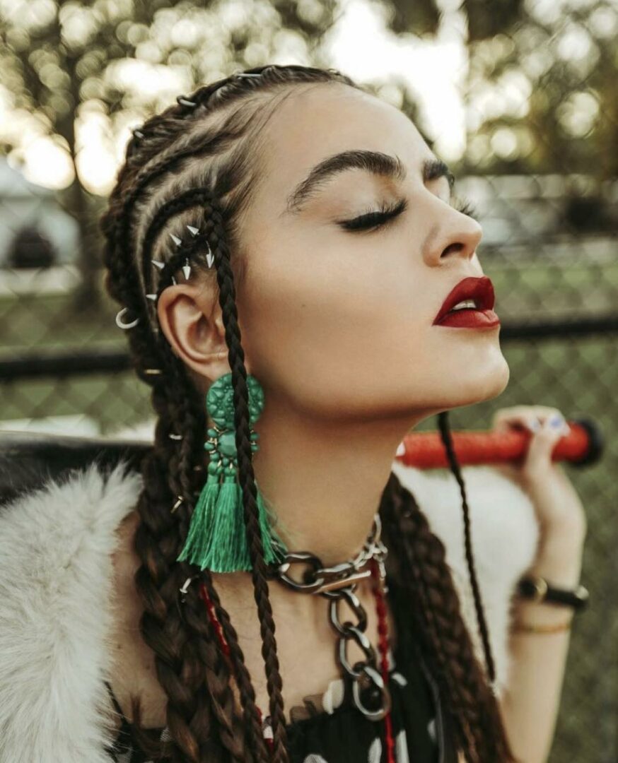 10 peinados punk que gritan confianza y estilo