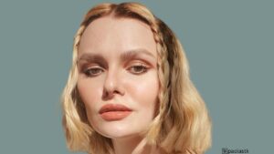 11 Popular Front Hairstyles To Keep You On-Trend