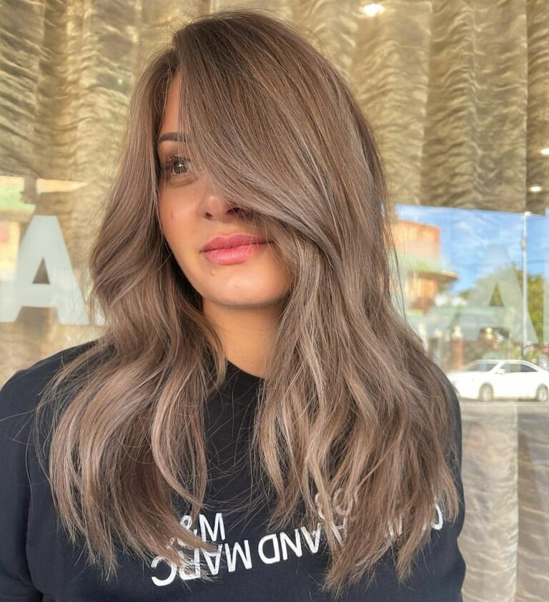 12 Gorgeous Haircuts With Layers For Straight Hair To Redefine Your Style