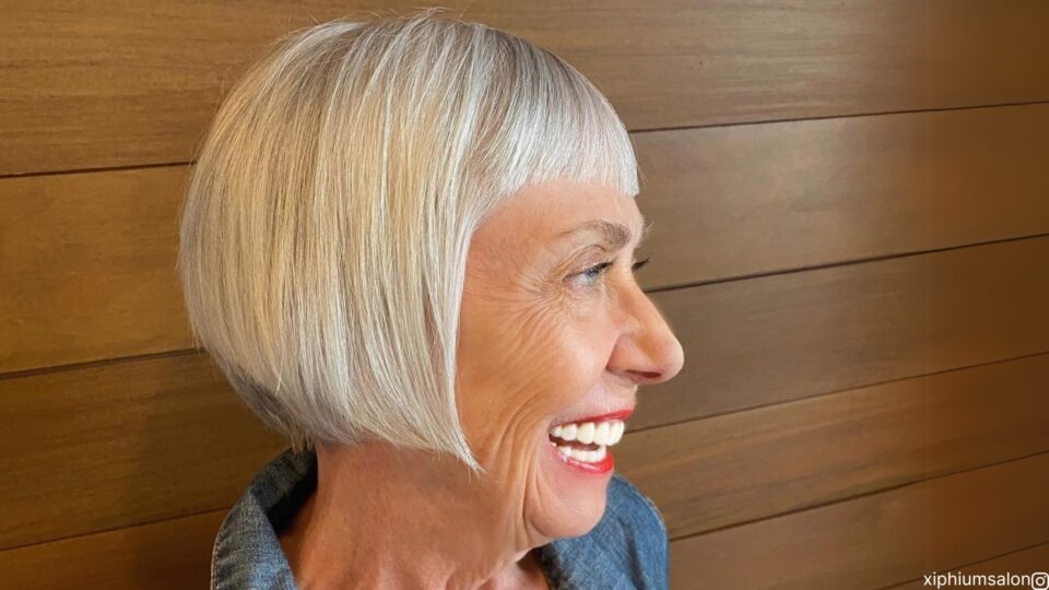13 Timeless Wedge Haircuts For Older Women That Always Look Stylish