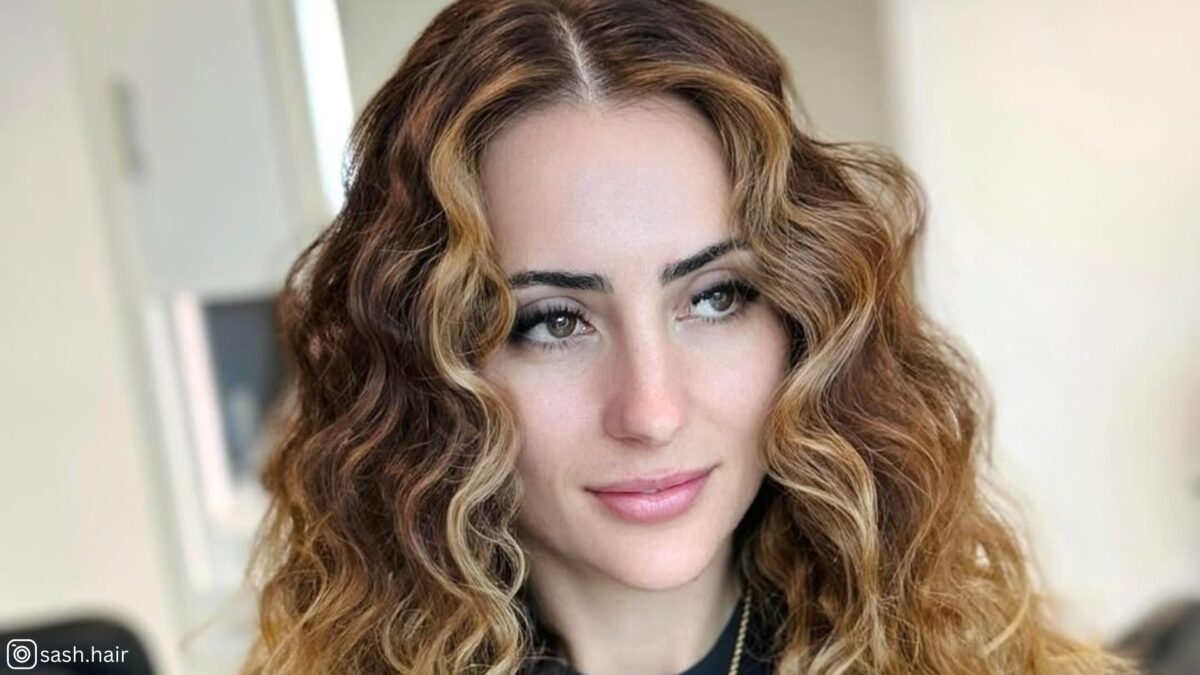 14 Gorgeous Volumizing Hairstyles For Fine Hair That Add Instant Fullness