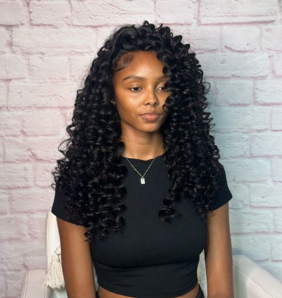 11 Easy Office Hairstyles For A Smooth And Productive Day