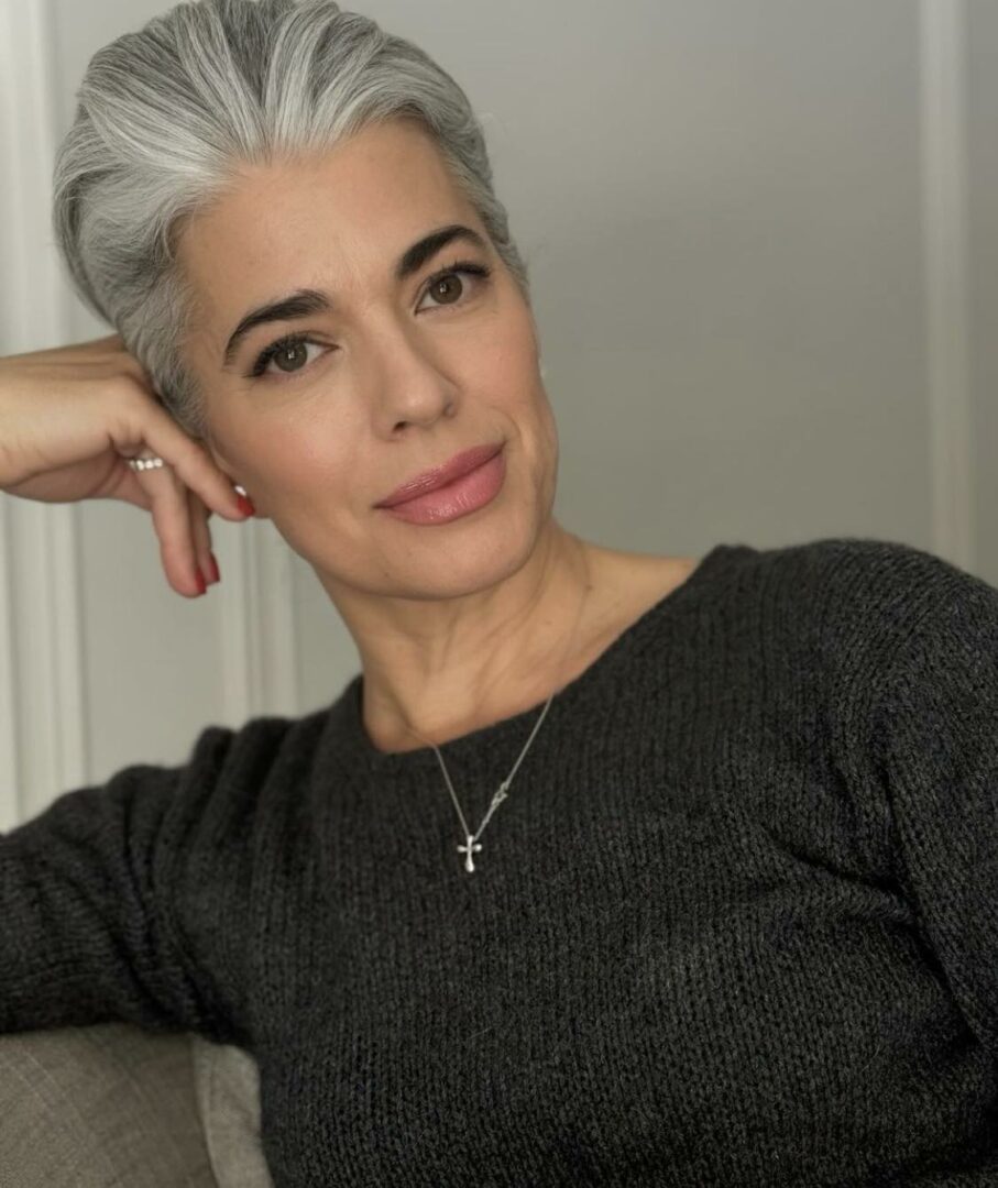 11 Effortlessly Elegant Updos For Women Over 50 That Reflect Confidence ...