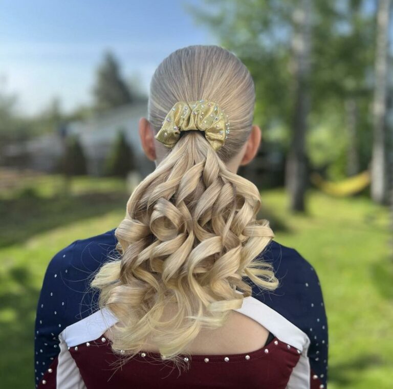 12 Fun Cheerleading Hairstyles That Will Boost Your Spirit