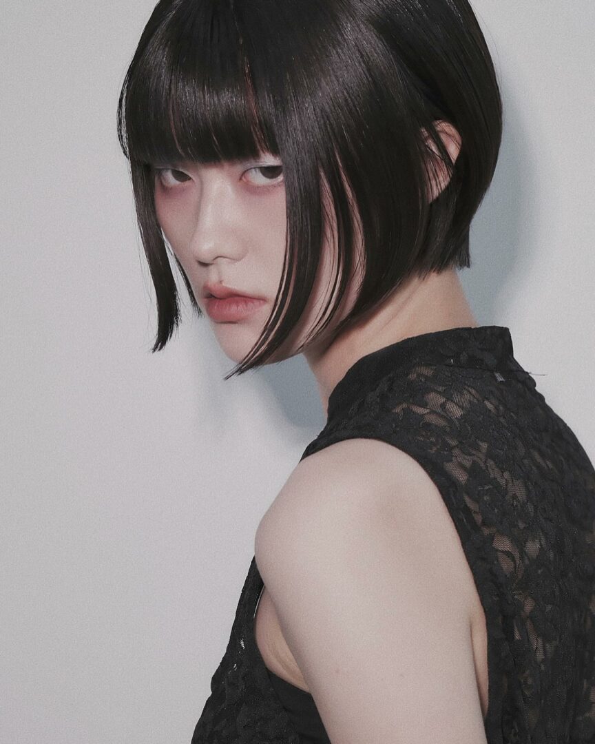 10 Trendy Ways To Wear Graduated Bob With Bangs