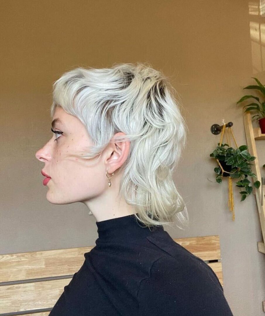 14 Feminine Short Hair Ideas You’ll Want To Copy Now