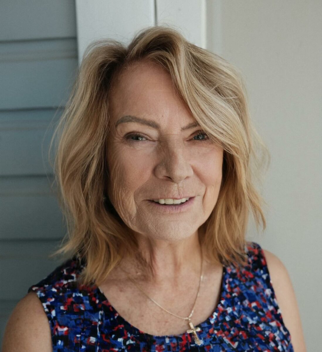 16 Chic Haircuts For Women Over 60 With Thin Hair That Bring Fullness ...