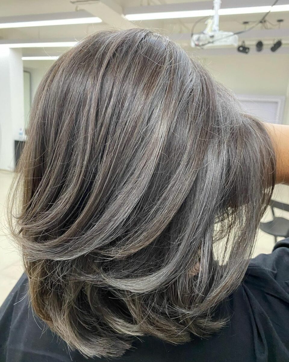 13 Elegant Silver Hair Colors For Older Women With Grey Hair