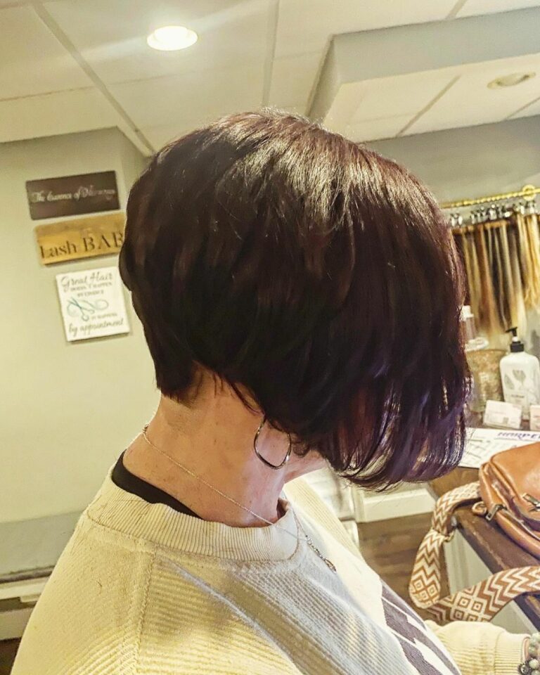 11 Rejuvenating And Chic Asymmetrical Haircuts For Women Over 60