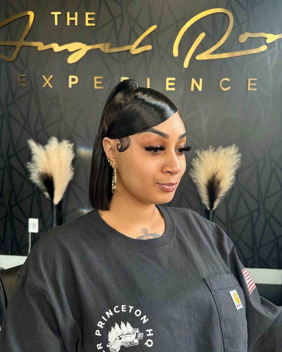 10 Fabulous Super Deep Side Part Hair Ideas You Should Save