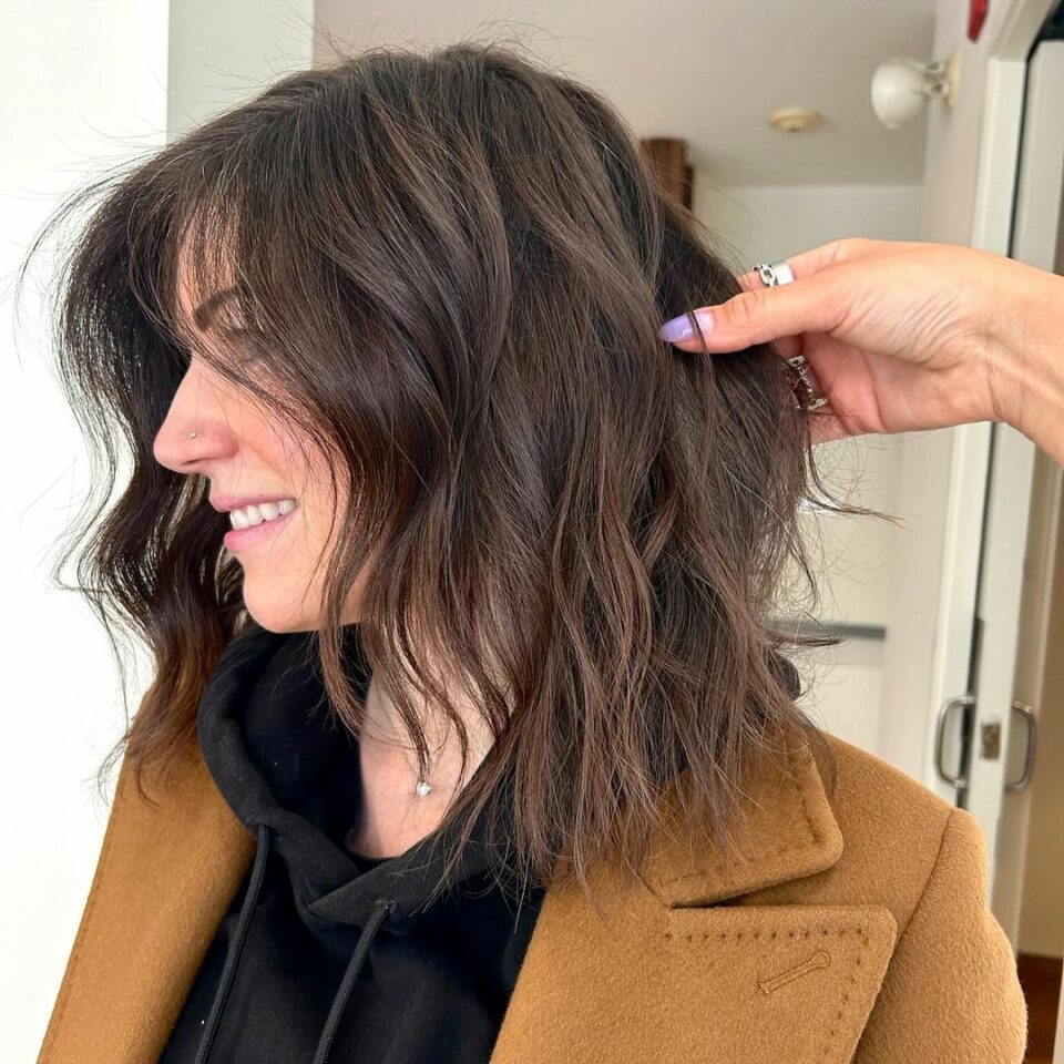 12 Easy Shoulder Length Hairstyles To Switch Up Your Everyday Look