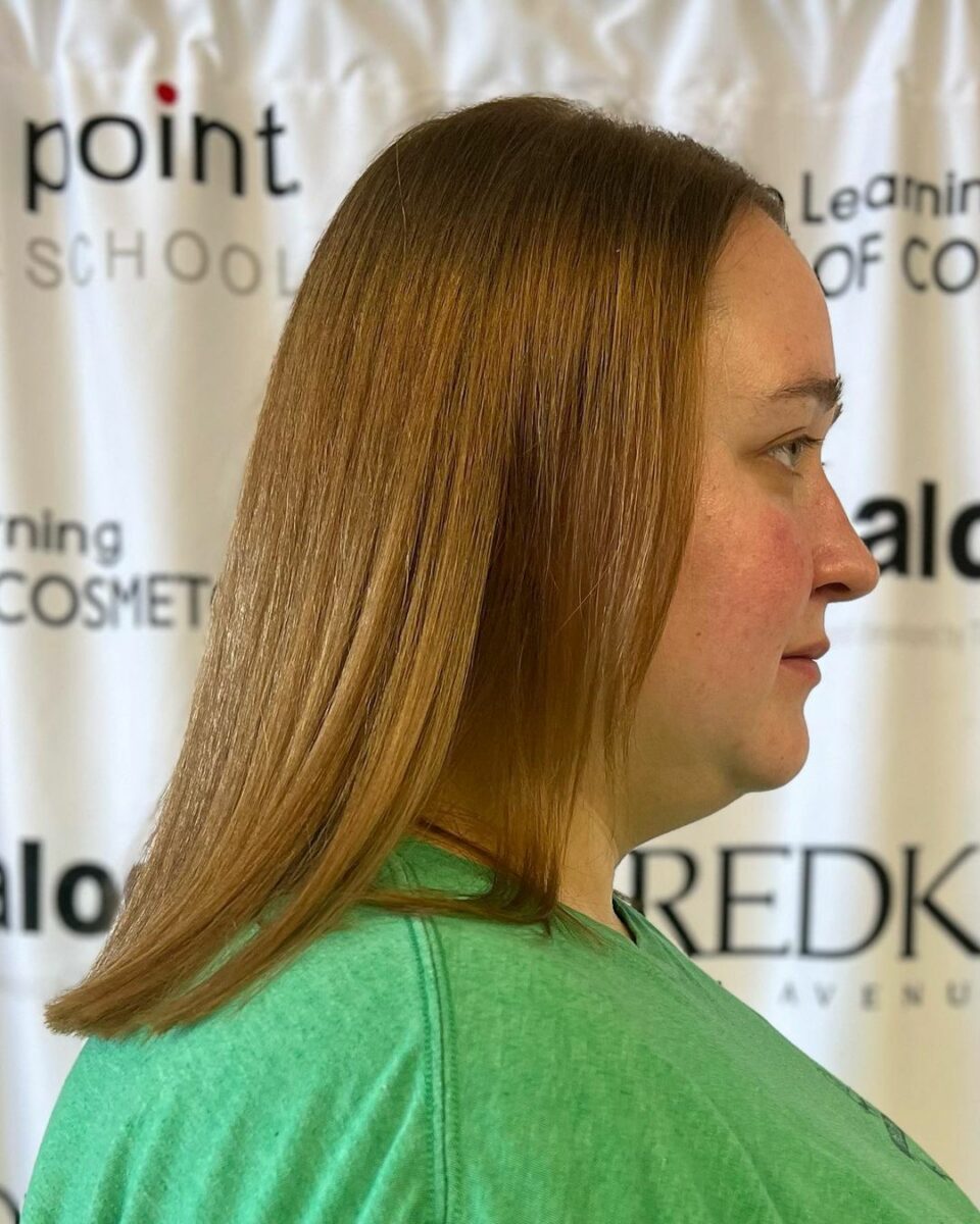 13 Haircuts For Double Chins That Slim The Face And Highlight Your Best ...