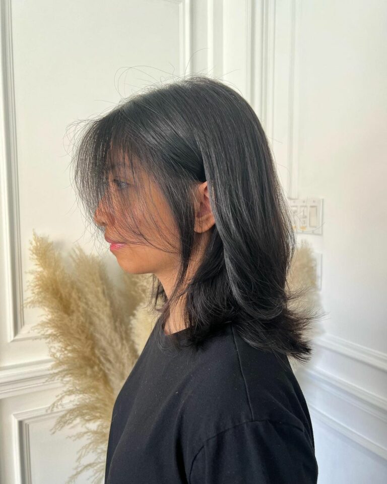 12 Shaggy Wispy Haircuts For The Ultimate Blend Of Volume And Texture