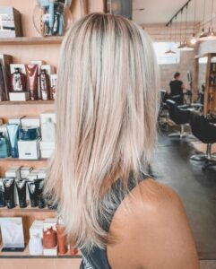 10 Beautiful Rose Gold Highlights For A Dreamy Color This Winter