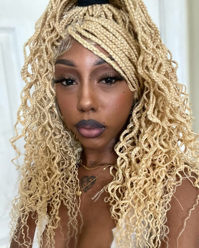 14 Blonde Box Braids Looks Giving Golden Goddess Vibes