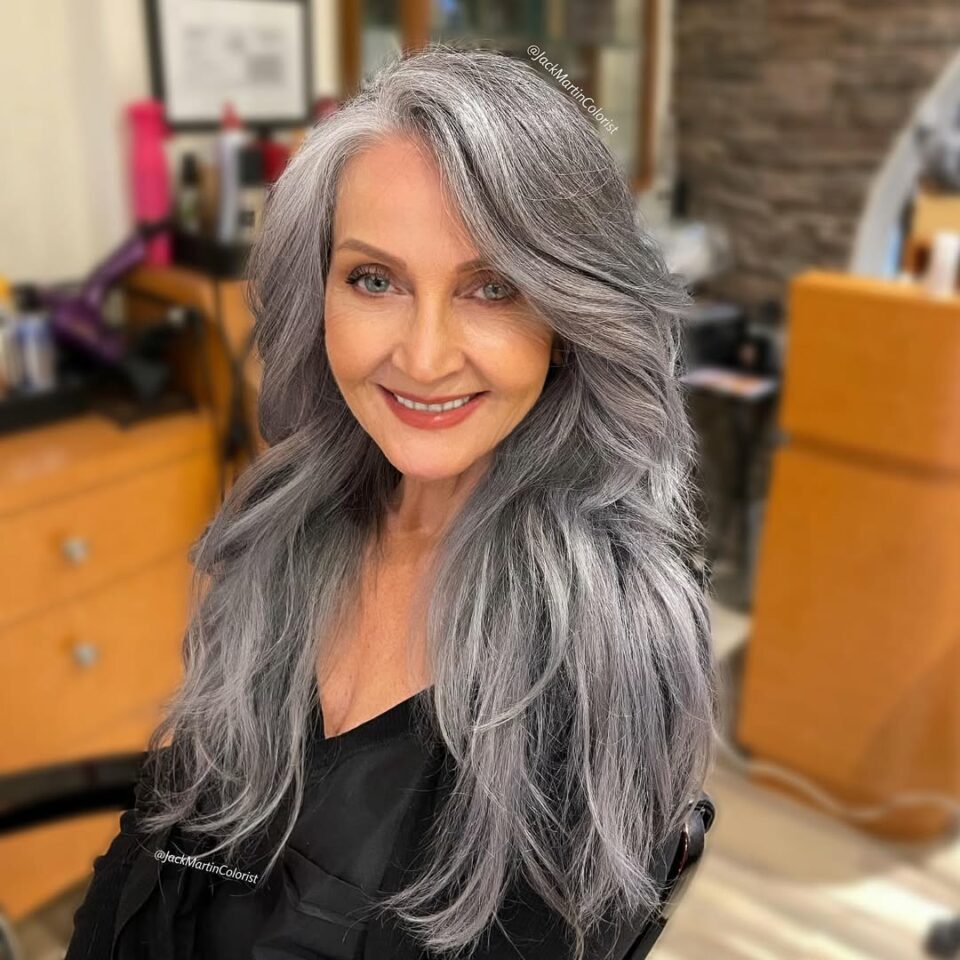 13 Elegant Silver Hair Colors For Older Women With Grey Hair