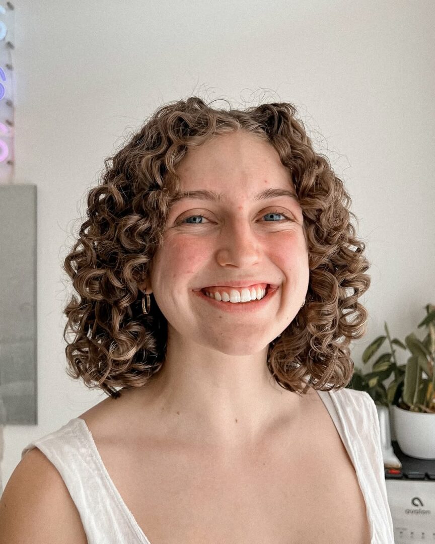 13 Stunning Face-Framing Curly Hair Ideas That Highlight Your Features ...