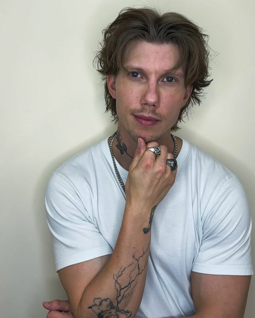 10 Middle Part Hairstyles For Men To Unlock The Boyish Charm