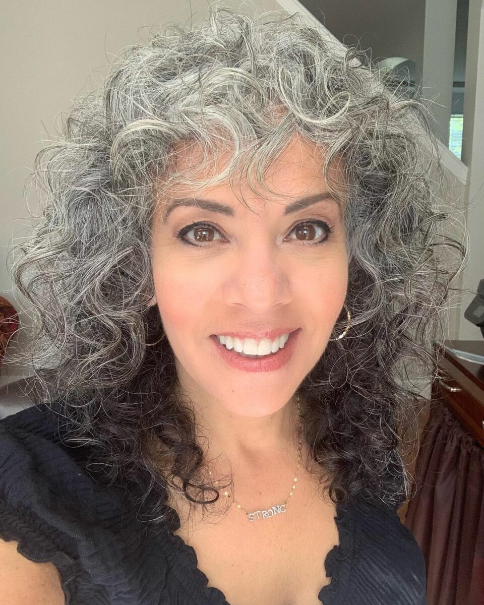 10 Easy Wash And Wear Haircuts For Women Over 50 That Will Keep You Stylish On The Go