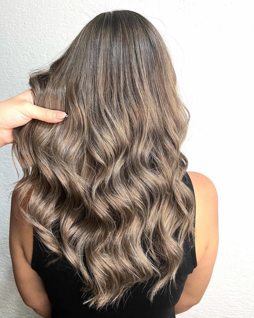 10 Rich And Elegant Dark Ash Blonde Hair Ideas To Try This Winter